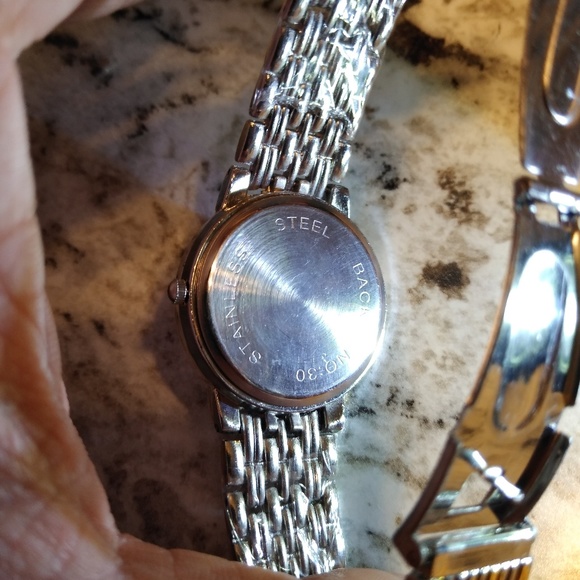 Chaoyada | Accessories | Unisex Chaoyada Quartz Watch | Poshmark